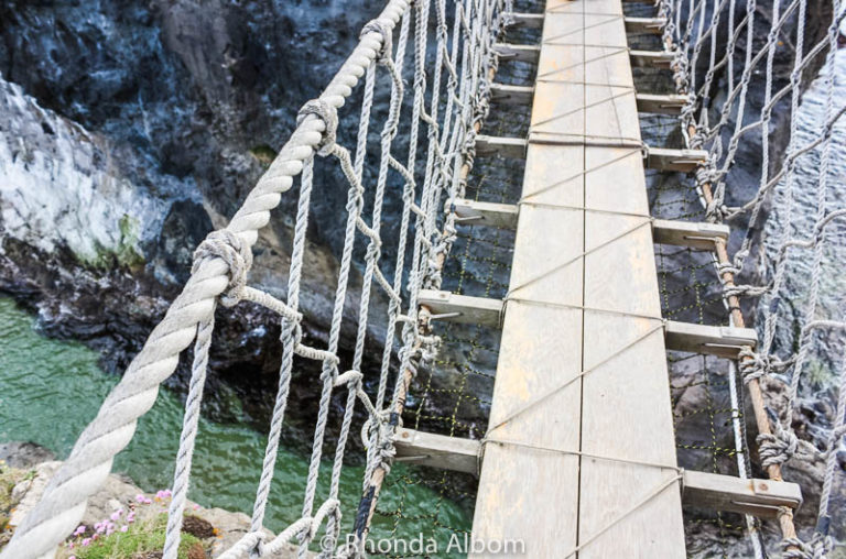Giant's Causeway Coastal Route: Belfast to Dunluce Castle
