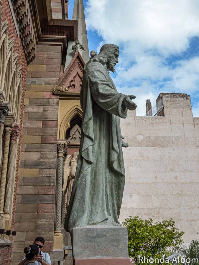 Iglesia Capuchinos: A Tour Beyond Locked Doors • Albom Adventures