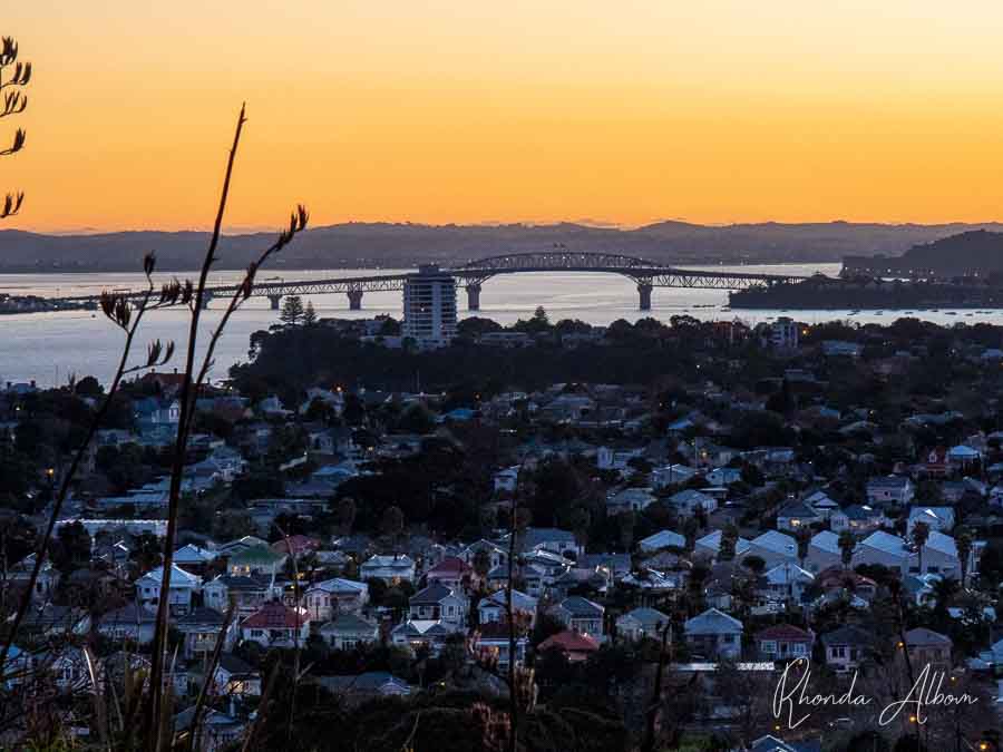 Mount Victoria Devonport: Best Views of Auckland Sunset and Skyline