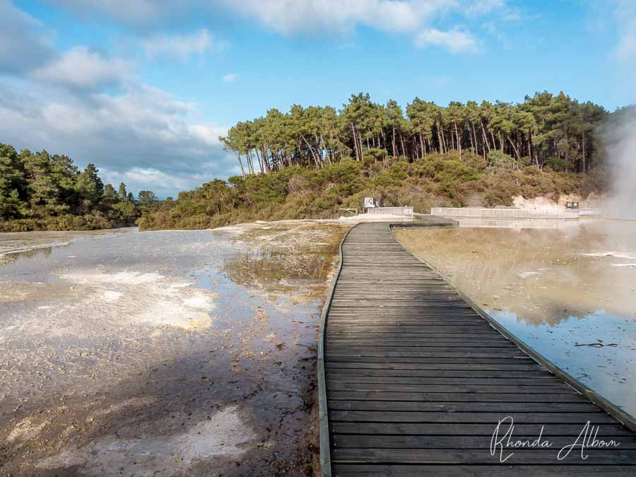 Wai-O-Tapu: Nature's Masterpiece in Geothermal Rotorua NZ