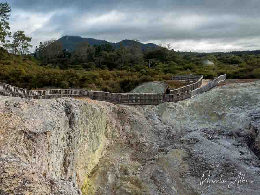 Wai-O-Tapu: Nature's Masterpiece in Geothermal Rotorua NZ