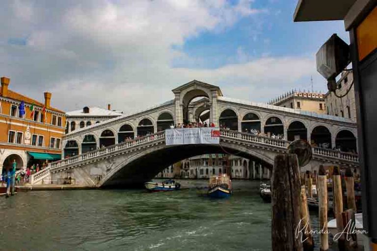 22 World Famous Bridges - Unique Bridges from Around the World