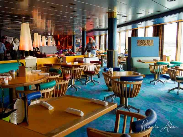 Oosterdam: Our Tour on a Mid-Sized Holland America Cruise Ship