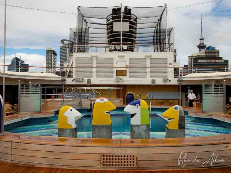 Oosterdam: Our Tour on a Mid-Sized Holland America Cruise Ship